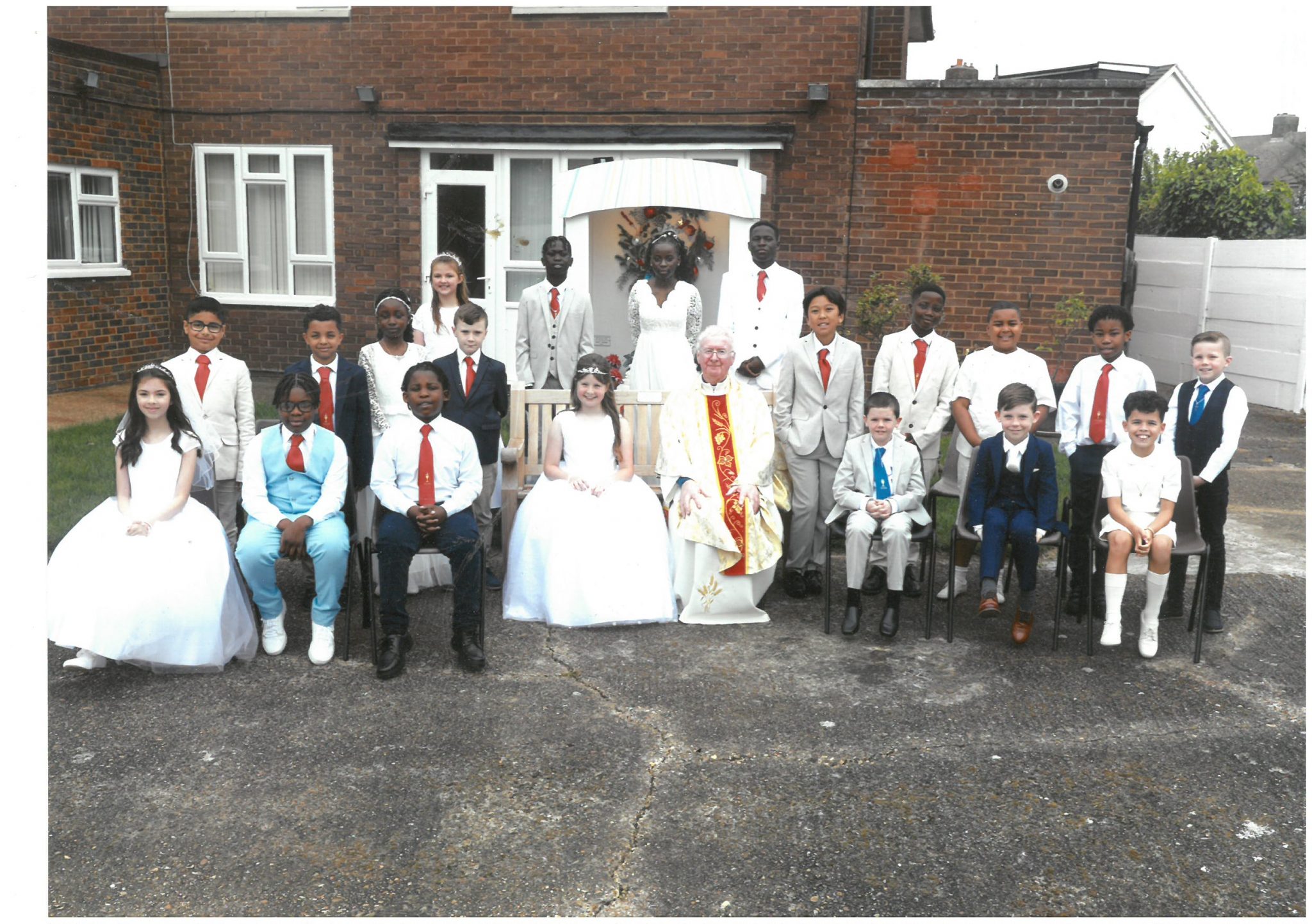 Holy Communion – ST ALBAN CATHOLIC CHURCH